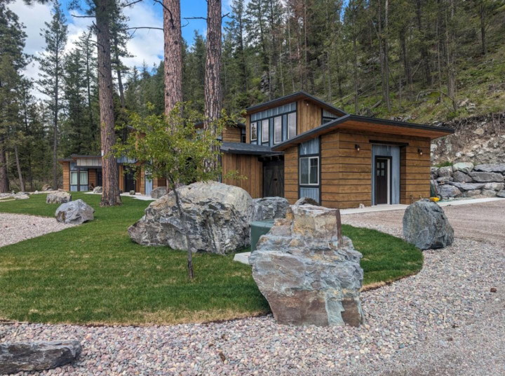 Ponderosa Cabin Rentals Cabin #2 - Bigfork, MT