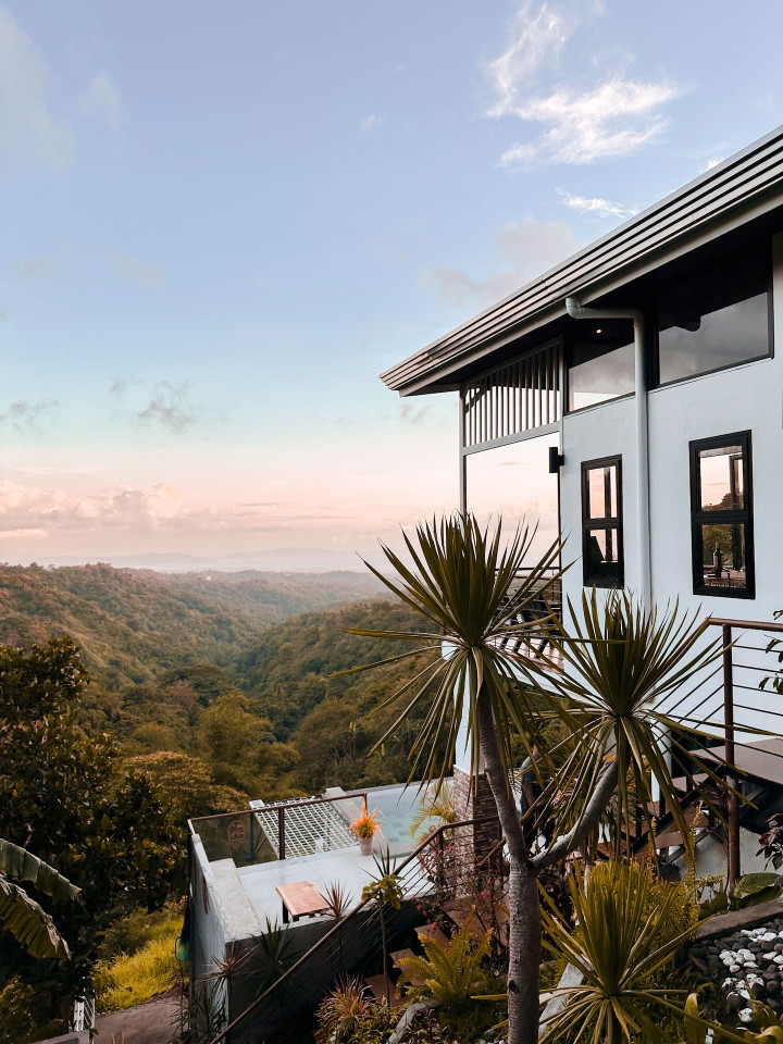 The Fourth Cabin, Infinity Pool, Breathtaking View - Philippines