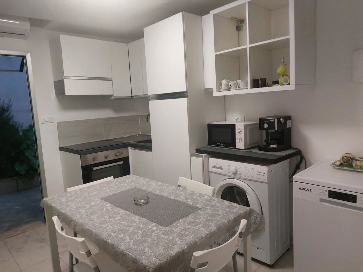 Cattolica Easy Apartment Con Patio - Cattolica