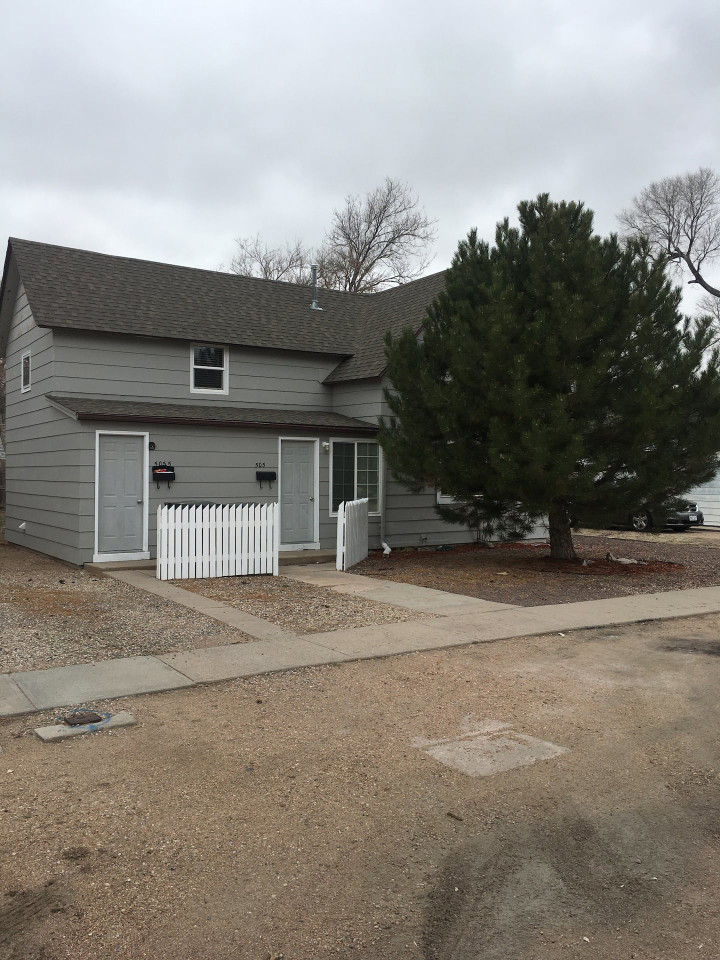 Cozy Two Bedroom Apartment In Sterling - Sterling, CO