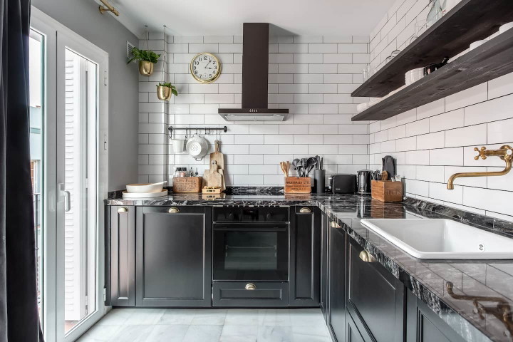 Stylish And Characterful Flat In The Heart Of Seville - Sevilla