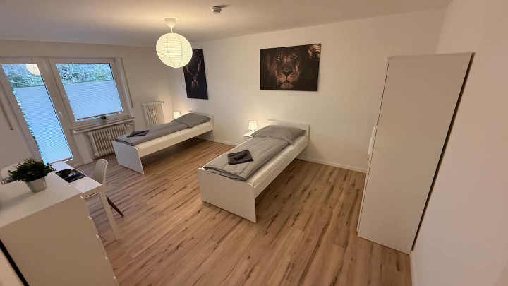 Gna02.02 - Modern Mit 4 Betten, Balkon & Parkplatz - Lüdenscheid