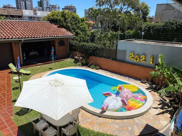 Casa Com Piscina Uma Quadra Da Praia E Wi-fi - Torres