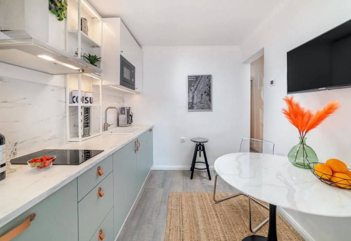 Loft Divisé, 4*50&nbsp;M², Brillant, Vieille Ville, Parking Gratuit - Croatie