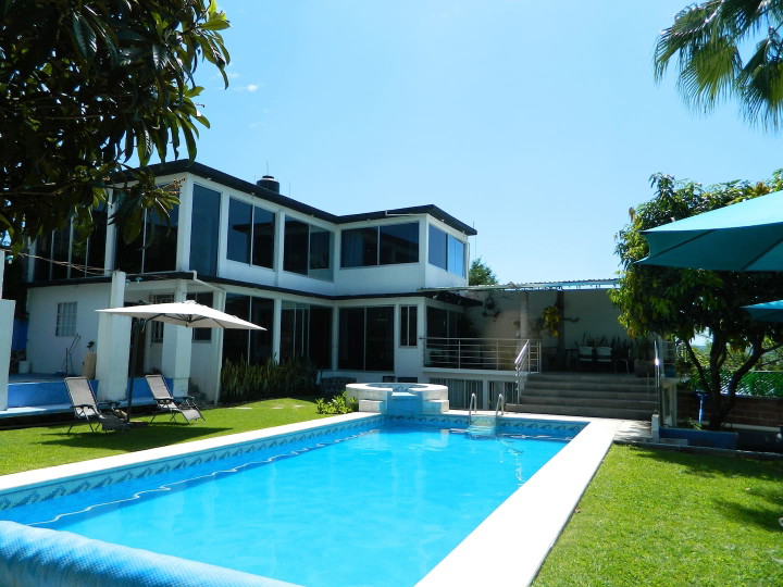 Private Villa With Pool | Up To 16 People - Tepoztlán