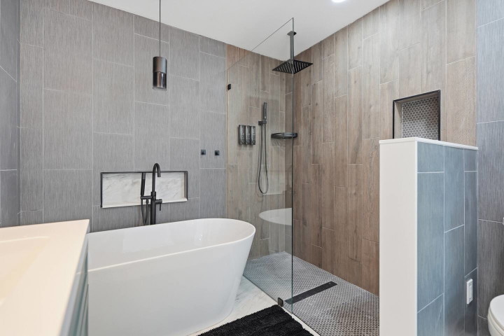 The Pearl At St. Pete | Modern Coastal Home - St. Petersburg, FL
