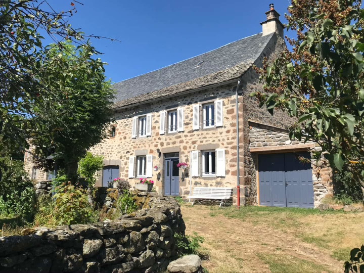 La Maison D'angèle Au Coeur Du Cantal - Saint-Flour