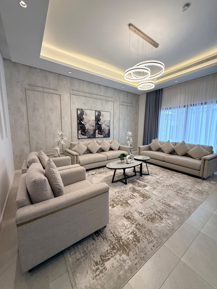 3-story Villa In Maqabah, Saar - バーレーン