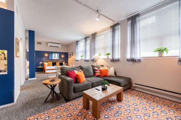 Downtown Penthouse #1 | Vintage 2bd (+Gym) - Chicago