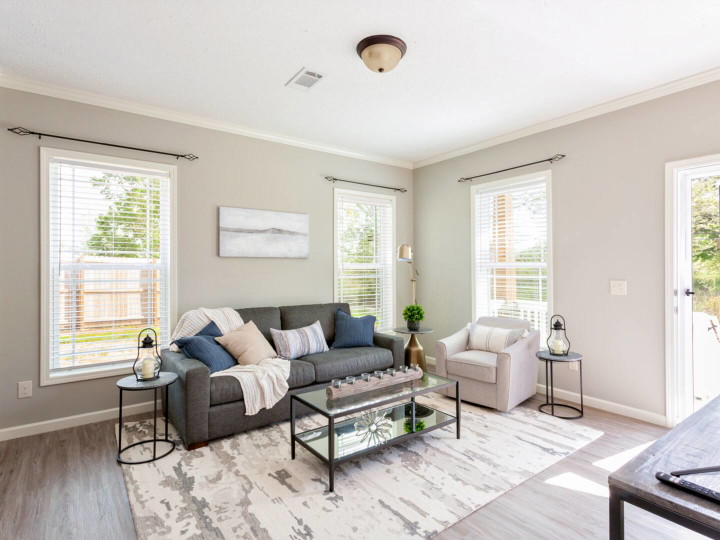 Upscale Duplex Getaway For 4 Near Madison - Huntsville, AL