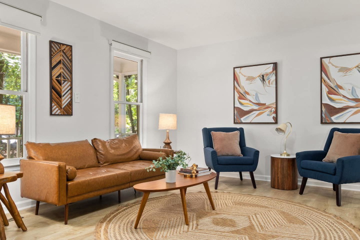 Modern Family Retreat | Near Duke | Free Parking - Hillsborough, NC