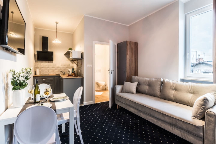 Serenity Aparthotels | Apartment Suite With Bedroom - Poland