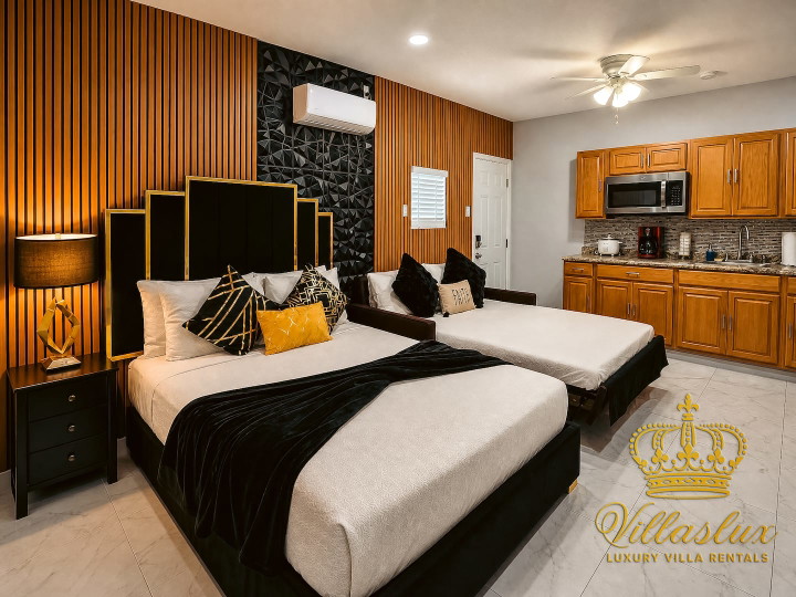 *Private Guest House W/ Free Parking| 10 Min Dwtn - Las Vegas, NV