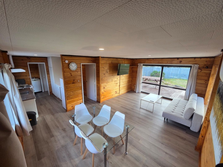 Private & Spacious 2-bedroom Home - Woodend