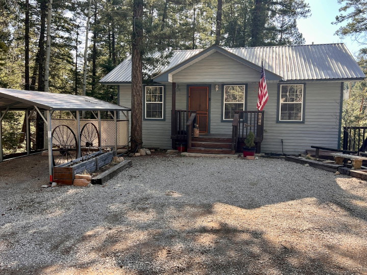 Serenity Cottage Peaceful 3br W/ Spacious Deck - Cloudcroft, NM