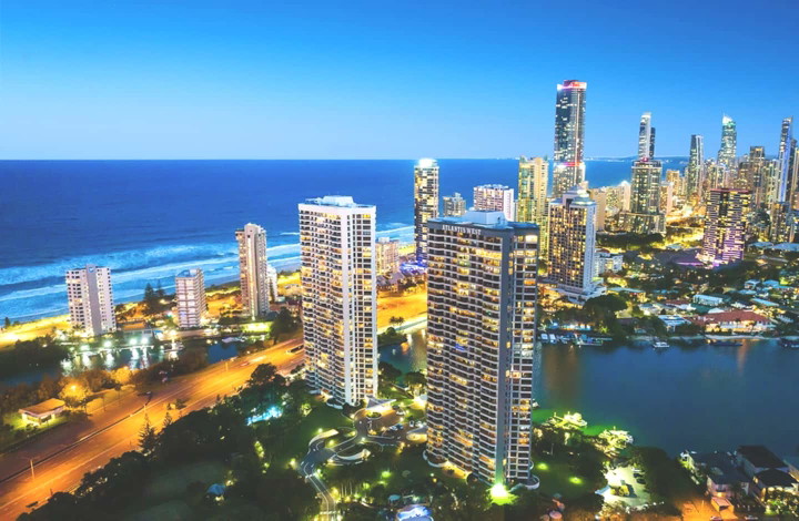 Coastal Resort Living Ocean View Walk To Beach - Gold Coast