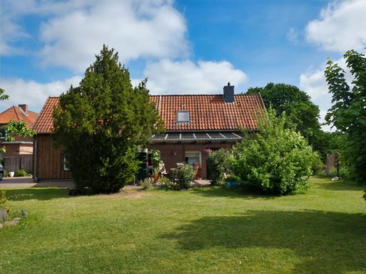 Cozy Cottage In Müden! - Bergen