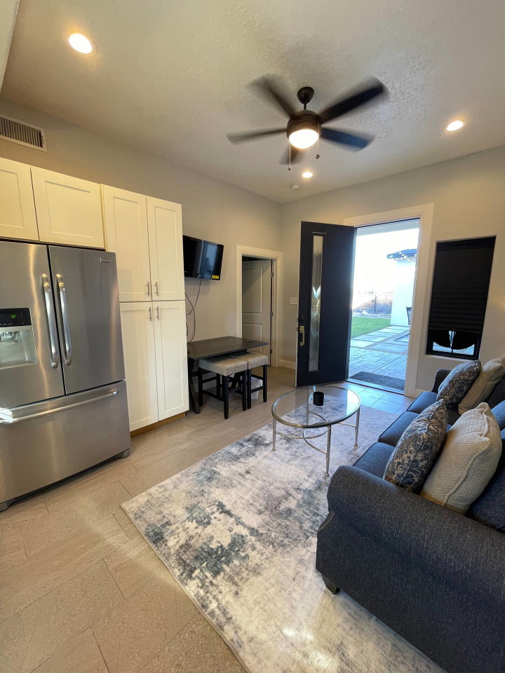 Tuscan Retreat - Hobbs, NM