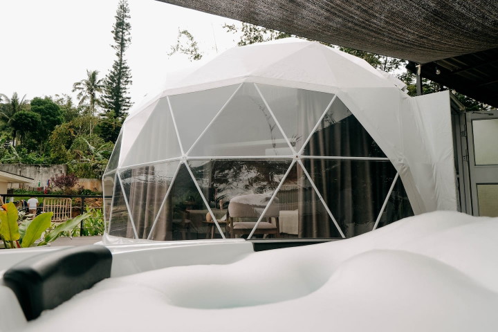 150 Peakway Dome W/ Outdoor Jacuzzi 1 - Badian
