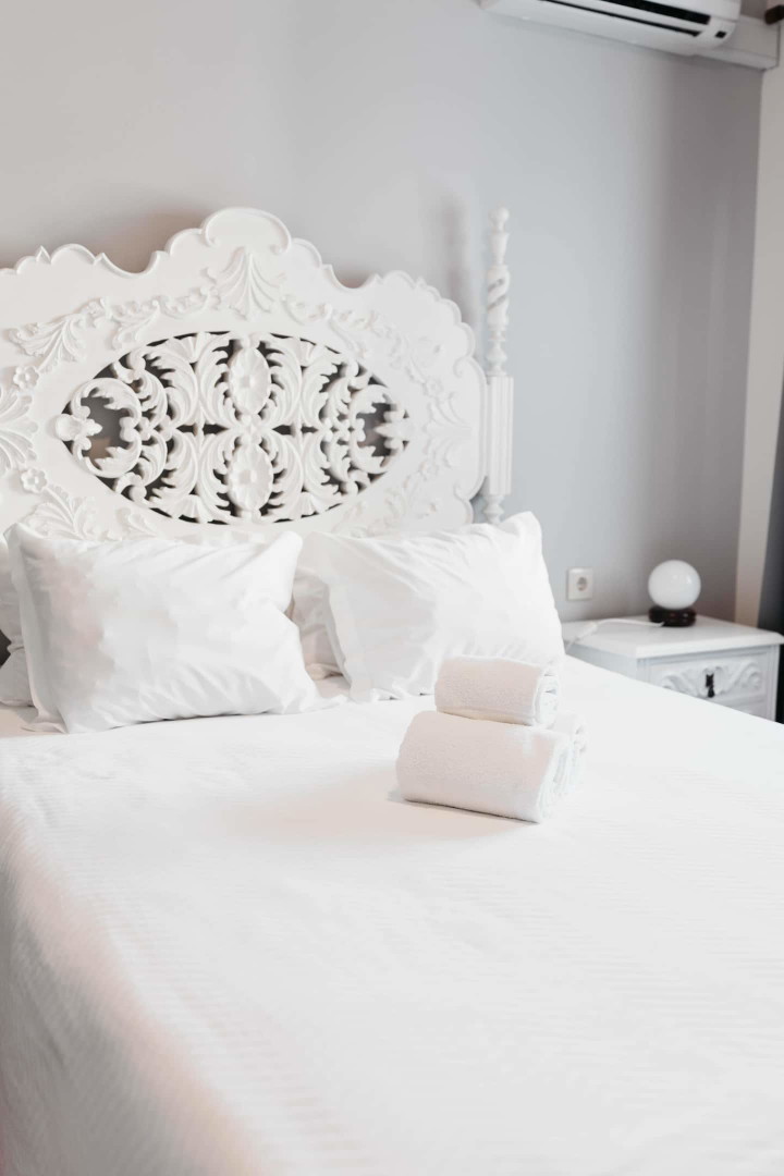 Itinerant Dusk - Vintage Bedrooms - Ponte de Lima