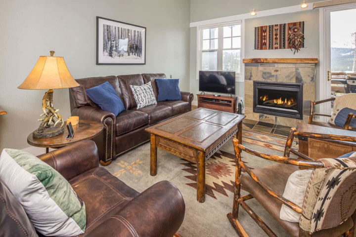 Ski-in/out W/private Hot Tub & Gorgeous Views - Saddle Ridge - Slopeside Retreat - Montana
