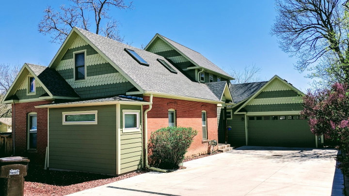 Large, 2-story Victorian Home, W/ Huge Backyard & Flatiron Views! Ideal Location - Boulder, CO