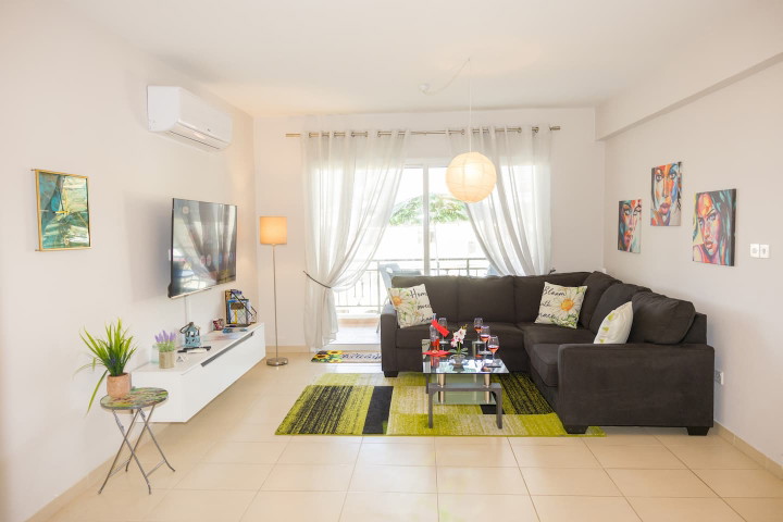 Apt. Venus Sea View, Chic, Nah Zur Stadt & Meer - Paphos