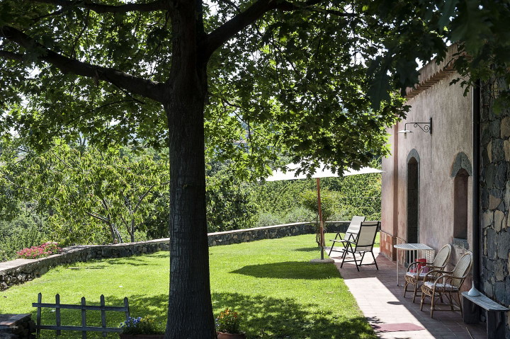 Maison Confortable Au Charme Rustique, Grand Jardi - Sicily