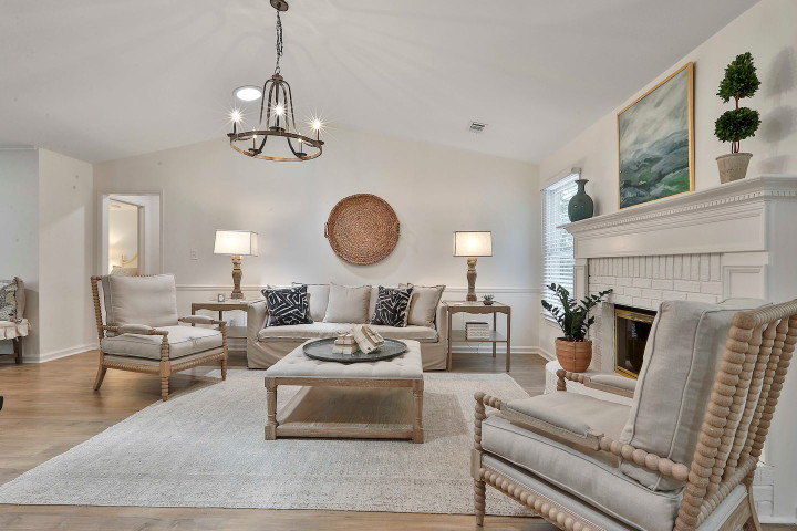 Modern And Cozy 3 Bedroom Home In The ️ Of Ptc! - Peachtree City, GA