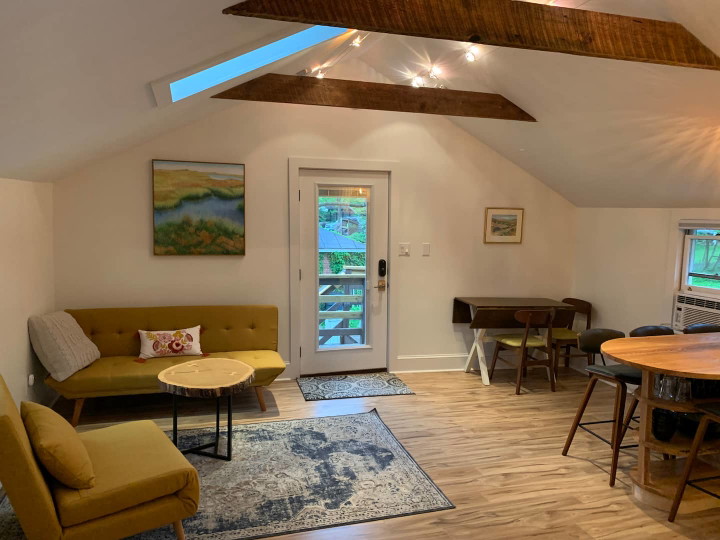 Hideaway Studio On Ashtree Lane - Harrisonburg, VA
