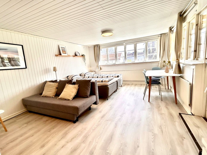 Family Guest Room With A New Private Bathroom - Sollentuna