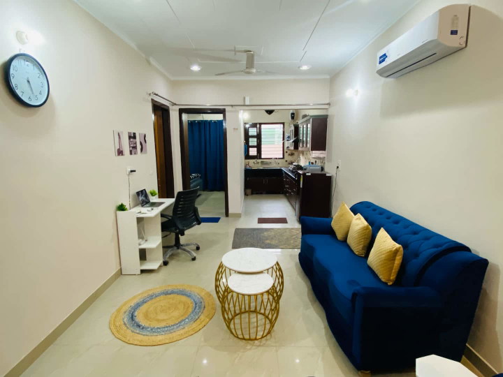 Aerostay 2bhk Fully Furnished - Mohali