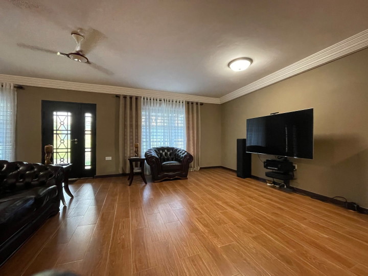 Luxury Presidential 2 Bedroom Suite (Adb) - Accra