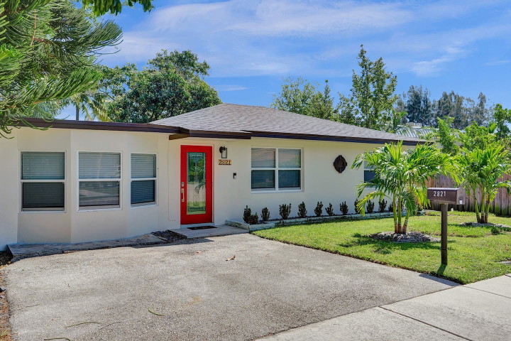 Delray Retreat | Fire Pit & Near Beach - Delray Beach, FL