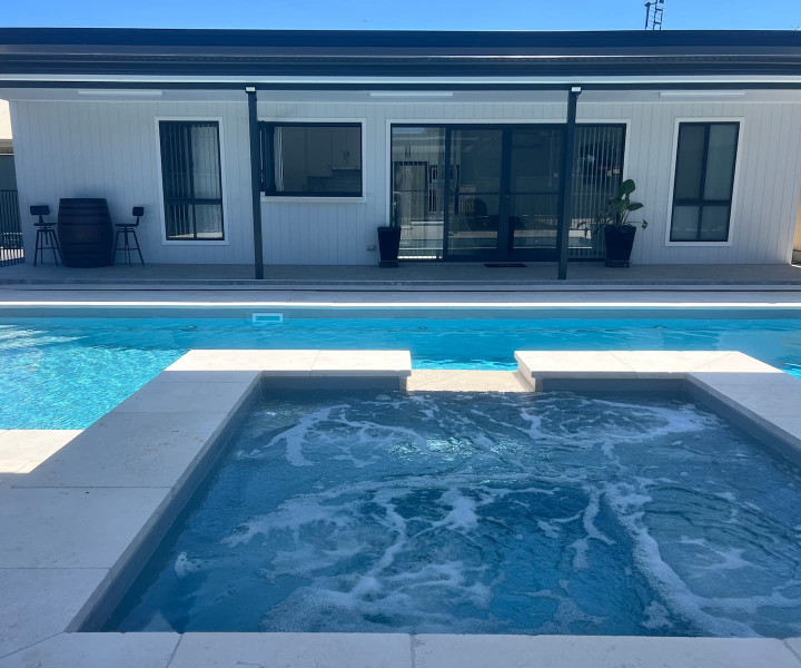 The Pool House - Dubbo