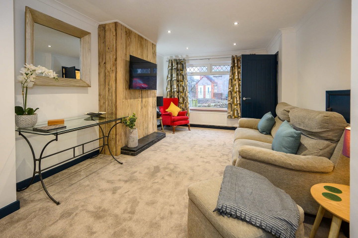 Little Coto: Bristol Home By Stae-homes - Bristol