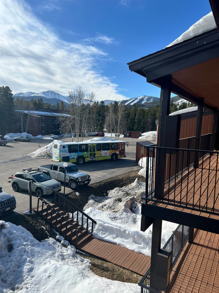 Spacious 3bed Condo 5 Mins To Wp, Steps 2 Free Bus - Winter Park, CO