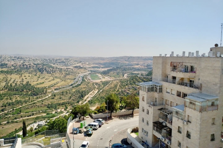 Charming 3br Givat Shaul Apt With Spectacular View - Jerusalem