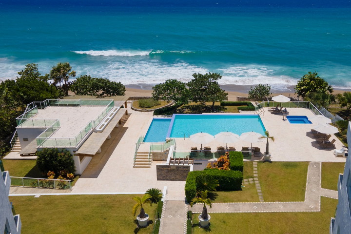 Beautiful Bayrock Beachside Penthouse Suite & Pool - Sosúa