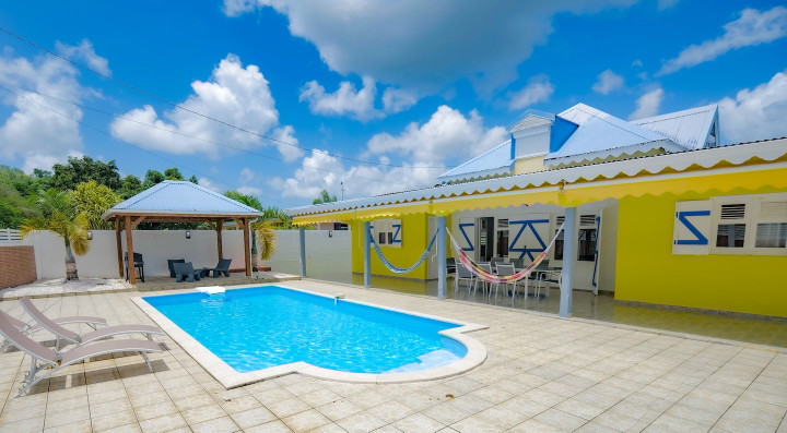 Villa Des Amandiers | Piscine, Calme & Confort - Guadeloupe