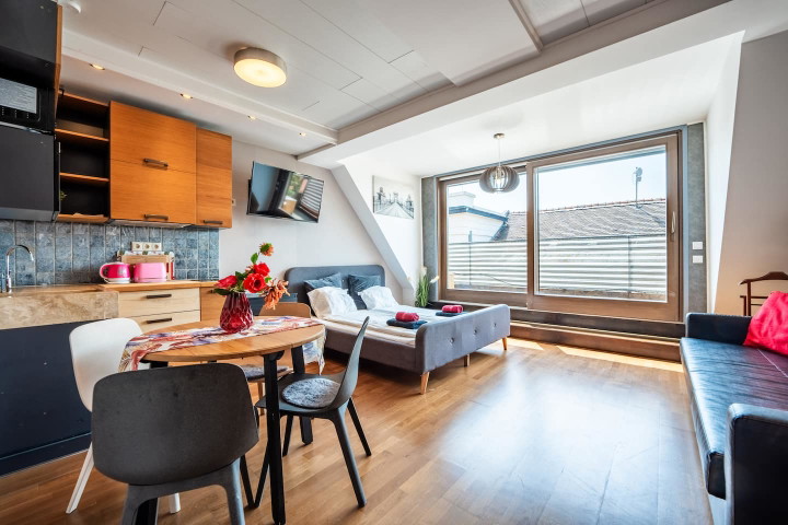 Sunny/stylish Rooftop Home/private Balcony Jacuzzi - Budapest