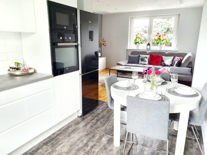 Moon - Apartment + Parking Space For Guests - Poznan