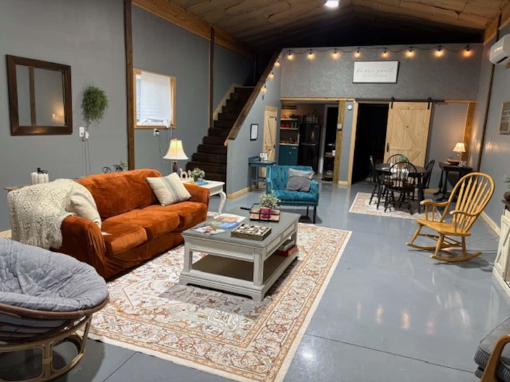Cozy Barndominium Minutes To Clemson & Lake Keowee - Clemson, SC