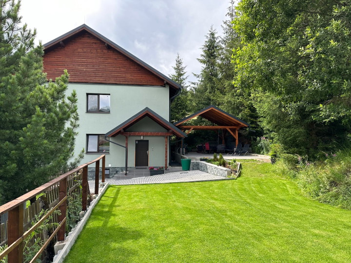 Chalet Under Spruces With A Fireplace And Beautiful Surroundings - Slovakia