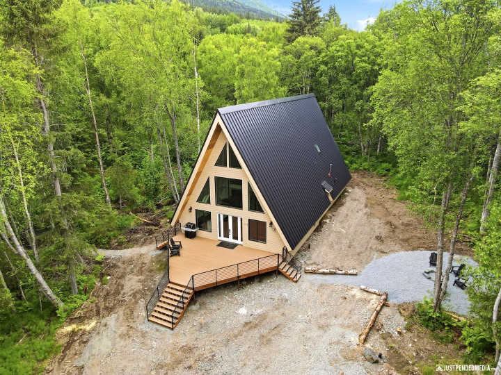 Indian Valley Chalet - Alaska