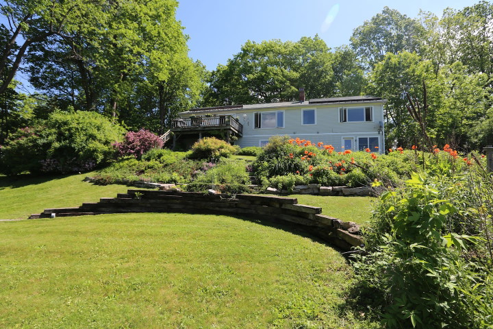 Mountain View Living Near Middlebury, Vermont - Middlebury, VT