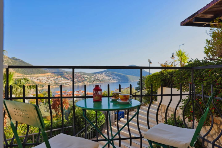 4-person, Close To The Sea And Central Apartment For Rent - Kalkan