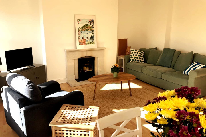 Light & Bright Apartment In The Village Centre - Rosslare Strand