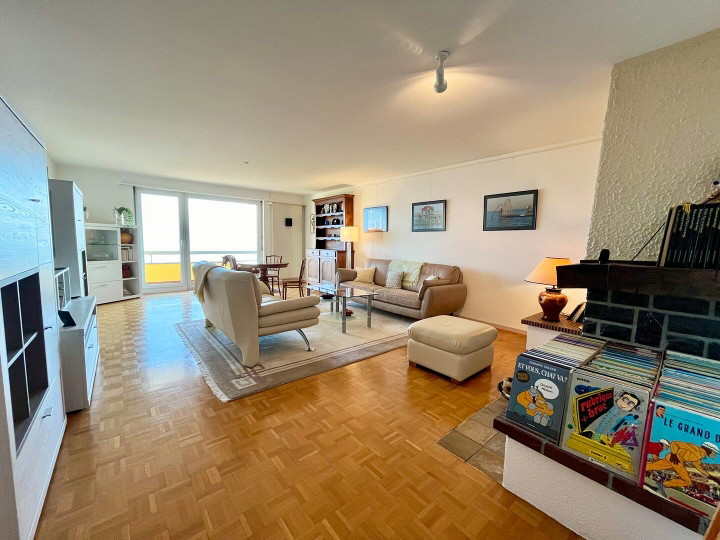 Spacieux Appartement De 2,5 Pièces Avec Vue - Neuenburg