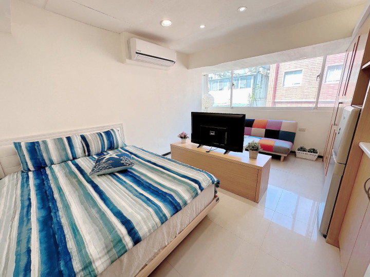 Cozyapt 30secs To Ximenmrt 西門町時尚房 - 구이산 구